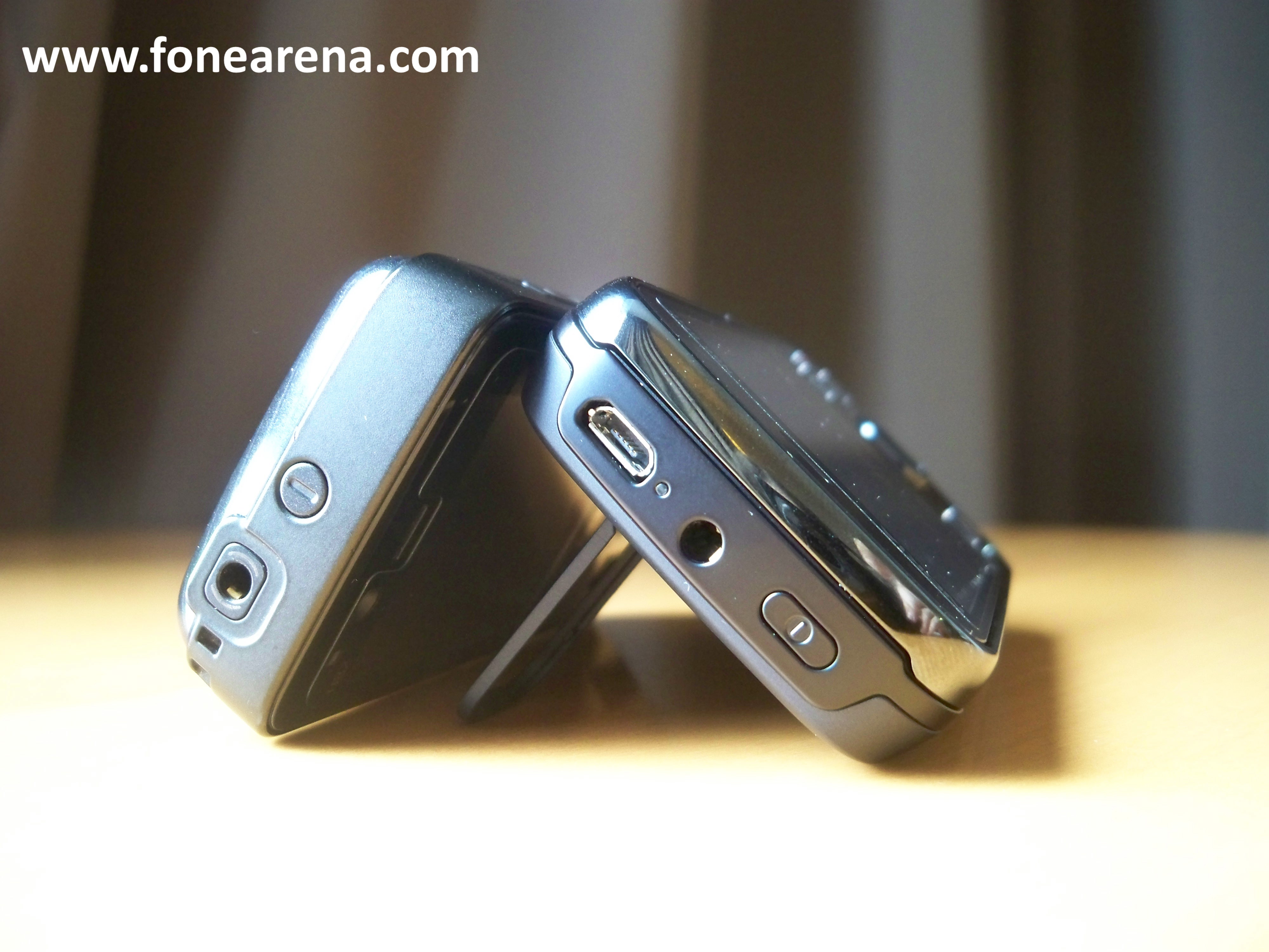 Nokia N86 vs N82 Picture Gallery