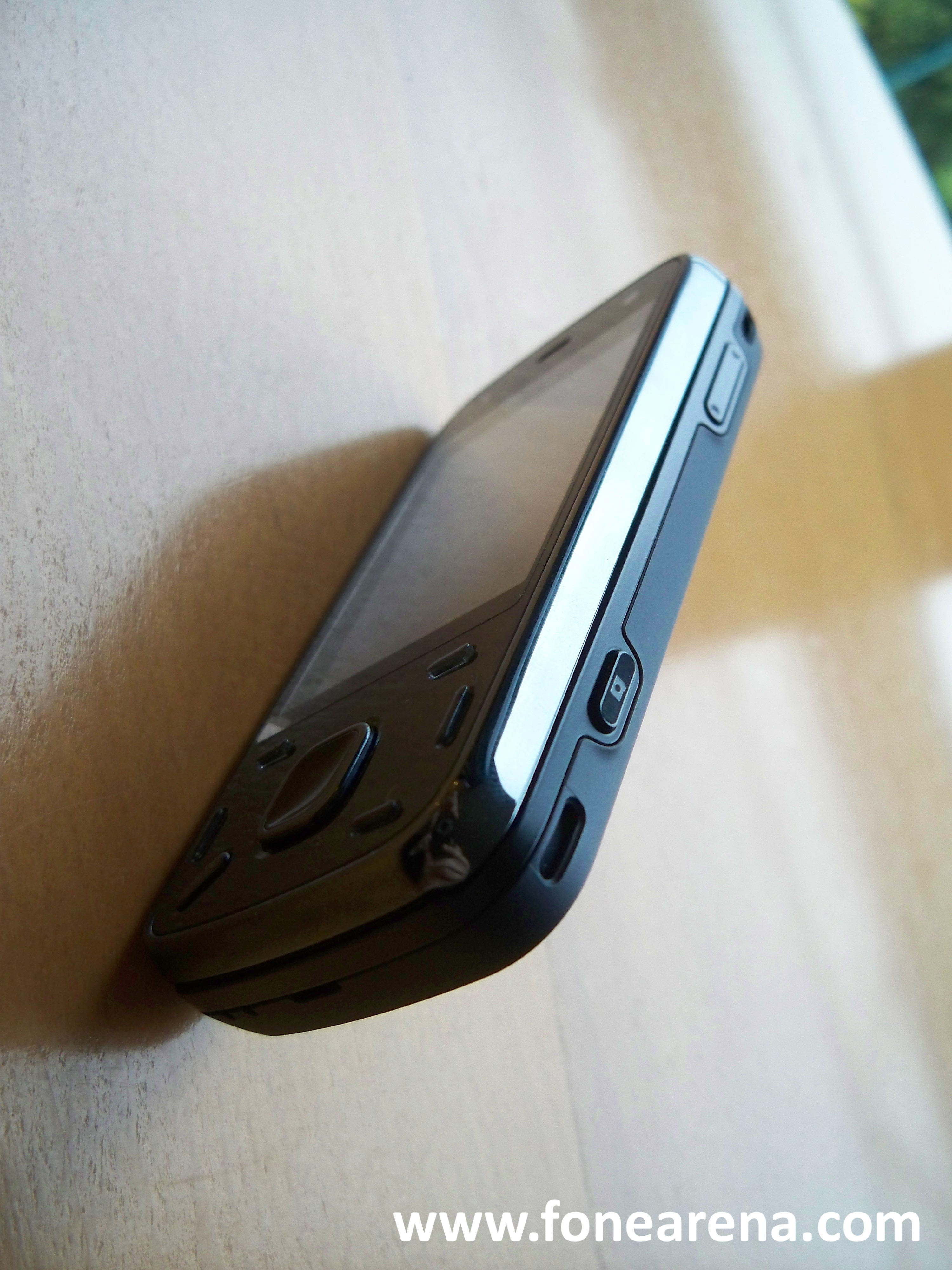 Black Nokia N86 8MP Picture Gallery