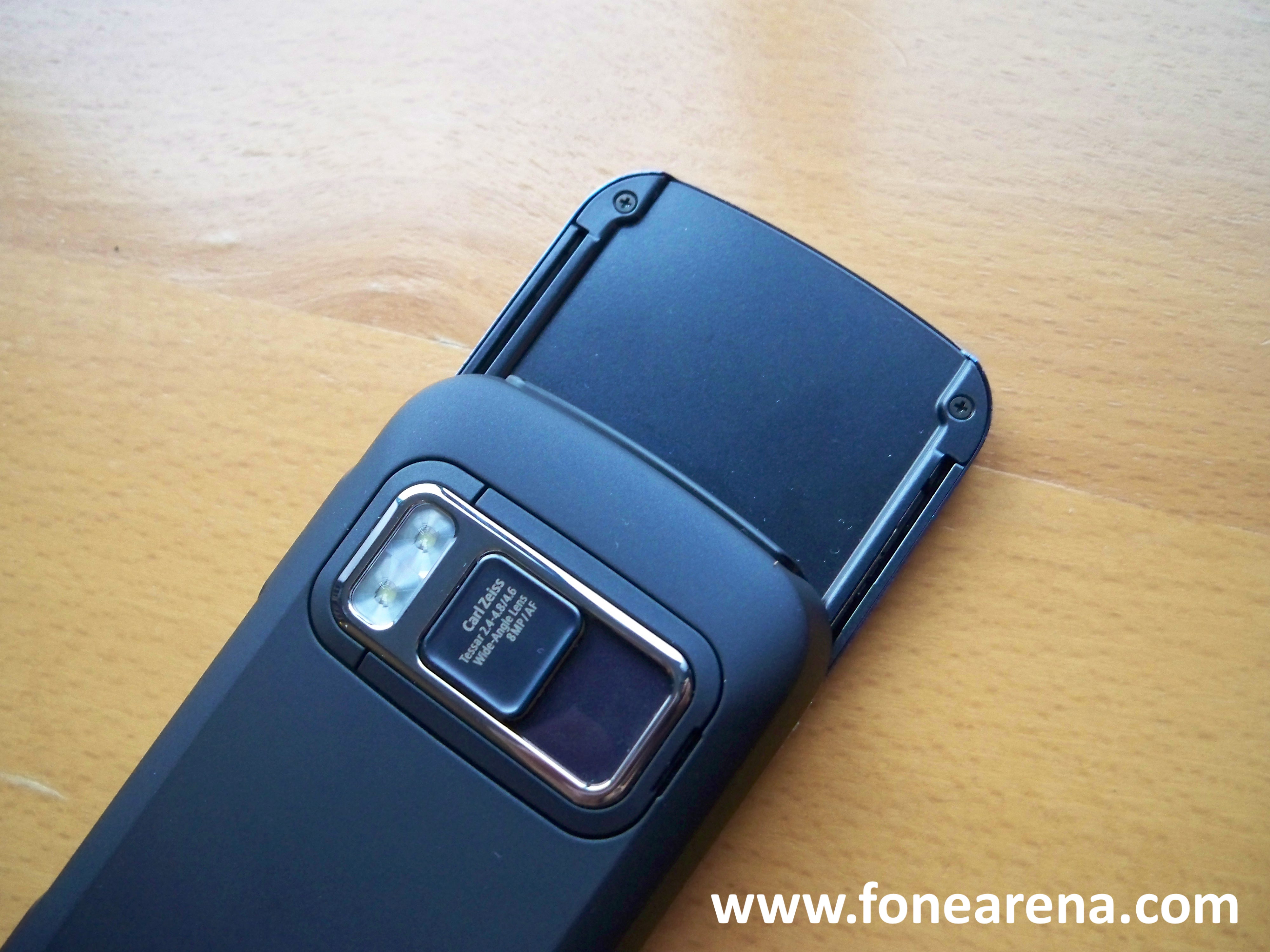 Black Nokia N86 8MP Picture Gallery