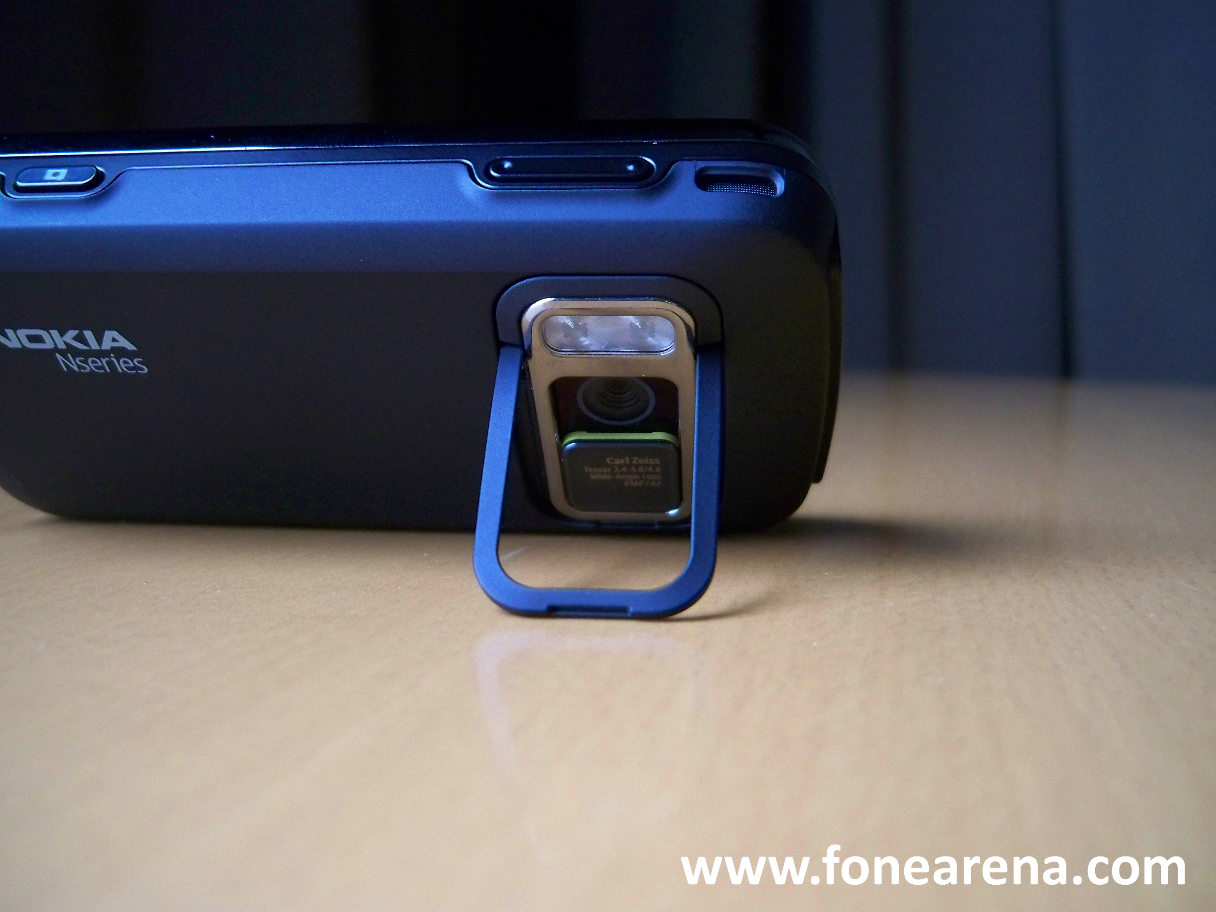 Black Nokia N86 8MP Picture Gallery