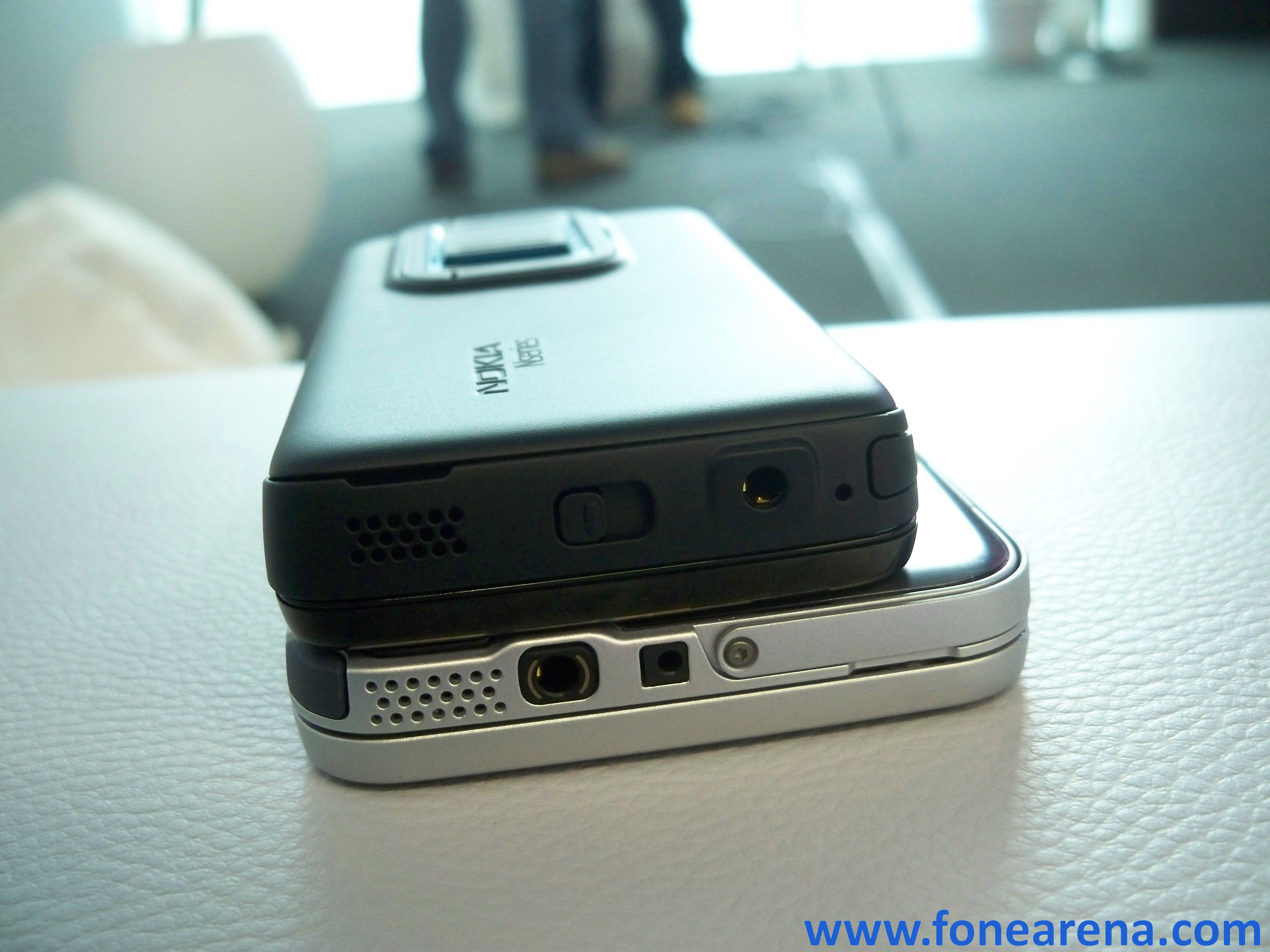 Nokia N900 Photo Gallery And N810 Comparison